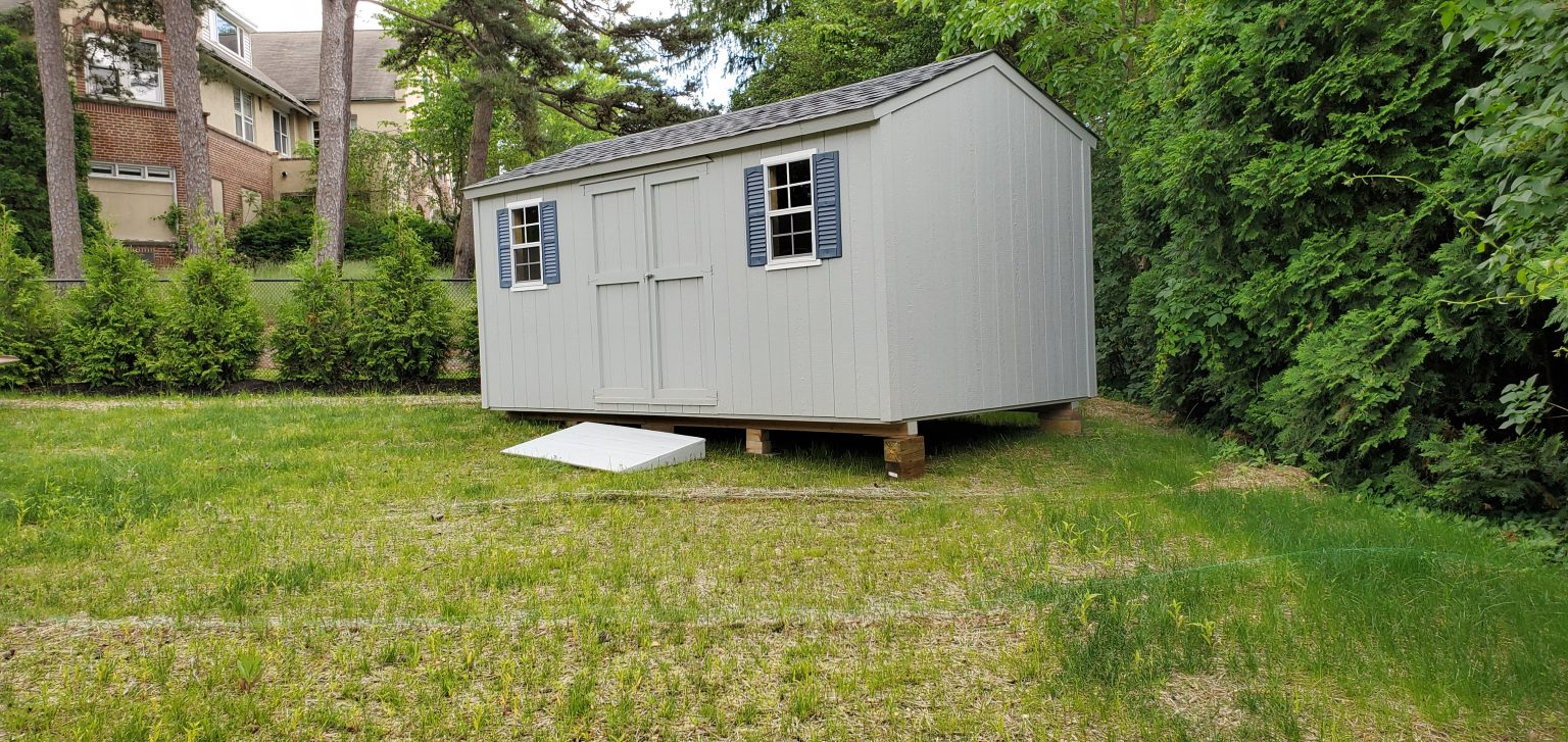 More examples of unlevel sites – KEMPTON SHEDS